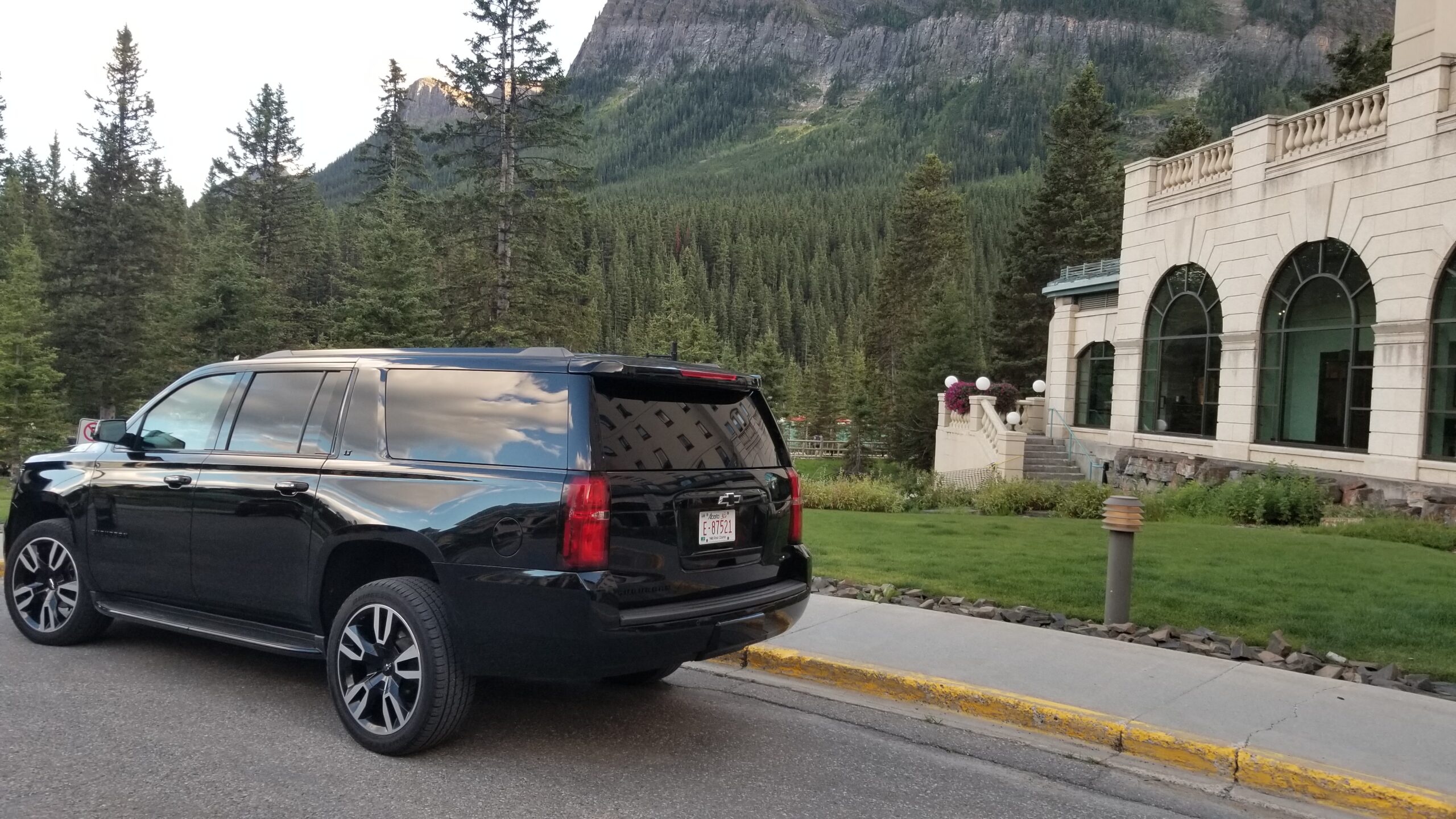 Banff transportation | Premium Limousine Calgary